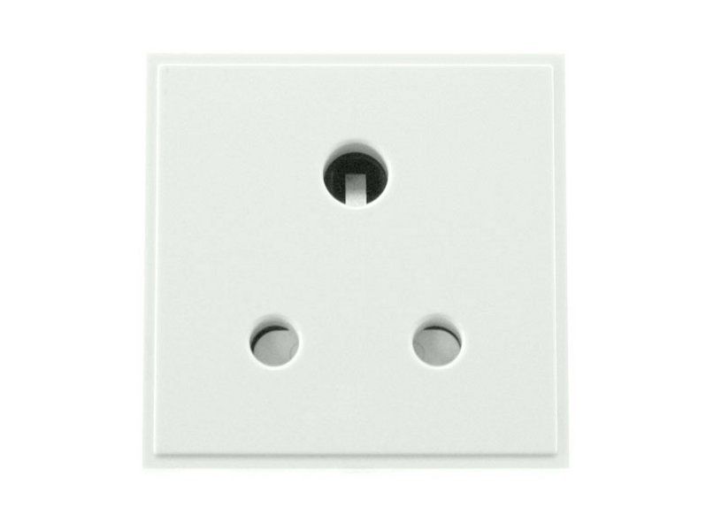 CLICK 15A Round Pin Power Socket WHITE from Alltrade